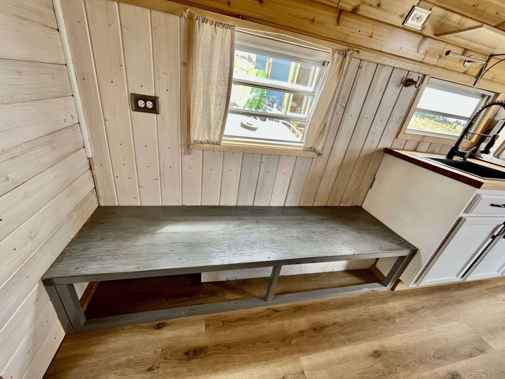 1972 Streamline Vintage Travel Trailer Renovation Part 8 - Shakan Ranch