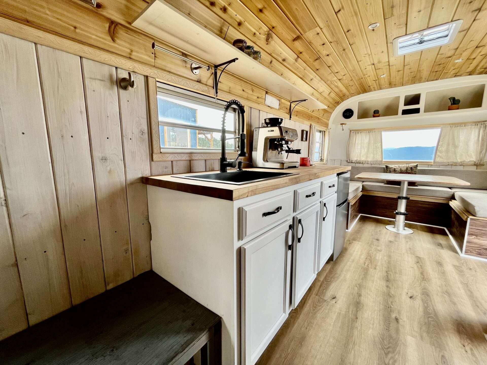 1972 Streamline Vintage Travel Trailer Renovation Part 8 - Shakan Ranch