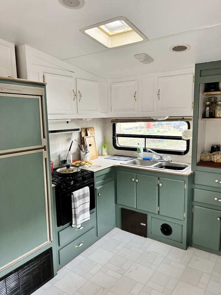 How to DIY Two Toned Paint in an Older RV - Shakan Ranch